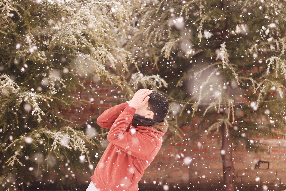 The Weight of Snow on Her Chest - Angkor Photo Festival & Workshops